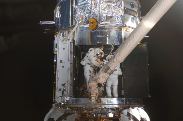 Fourth Spacewalk in Progress - NASA Science