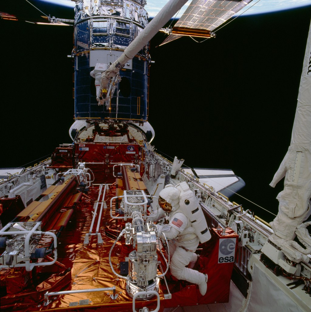 Hubble Servicing Missions Timeline: Non-Interactive, Full Text - NASA ...