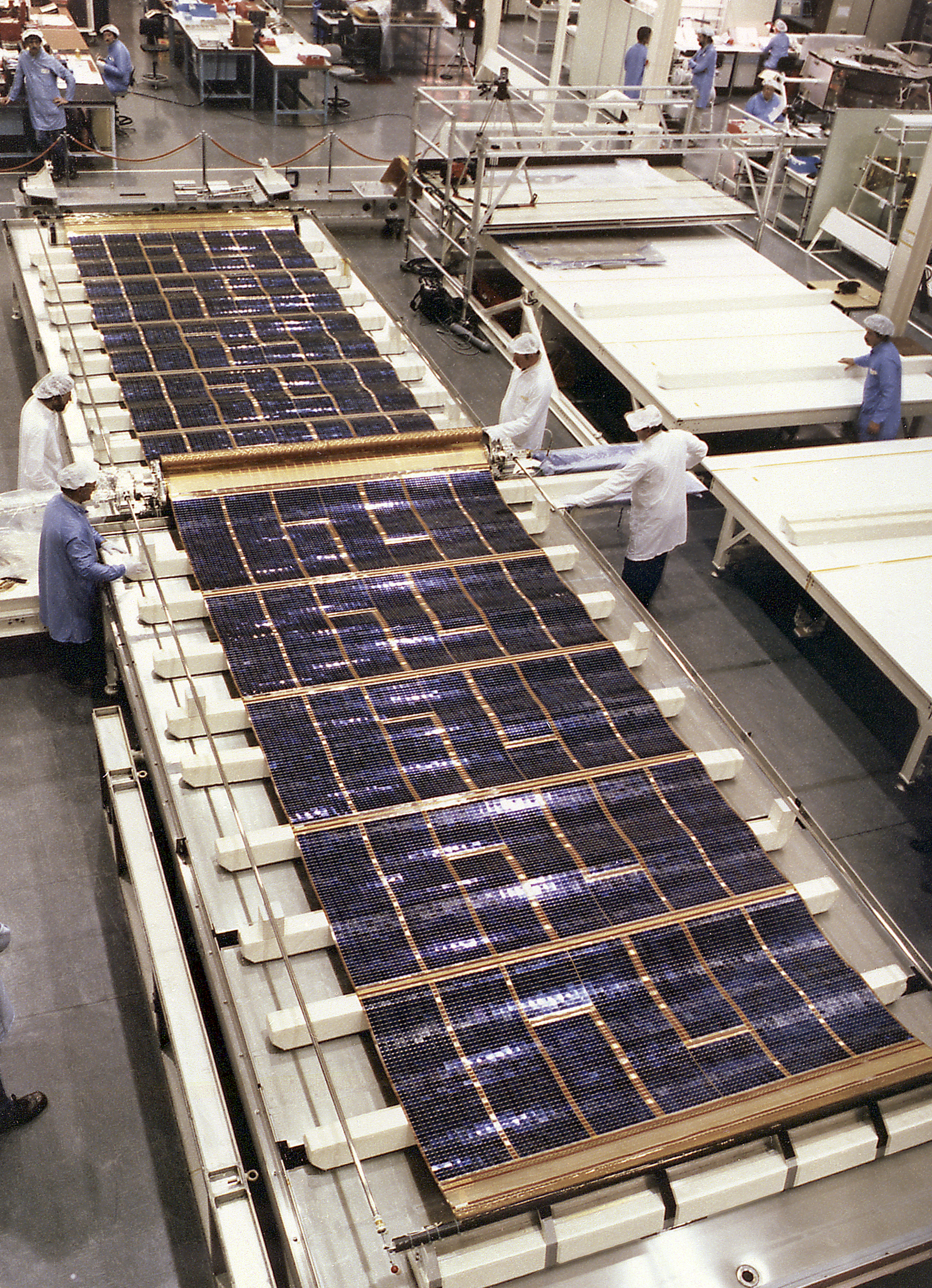 HST Solar Array, Secondary Deployment Test - NASA Science