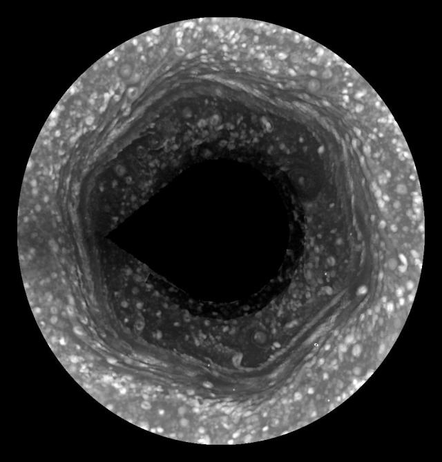 Spring Reveals Saturn’s Hexagon Jet Stream