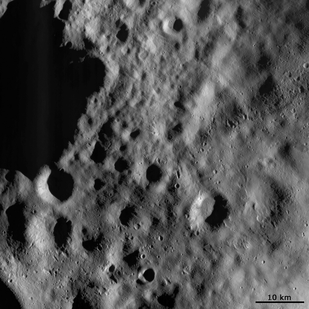 Mantled Surface of Vesta with Secondaries - NASA Science