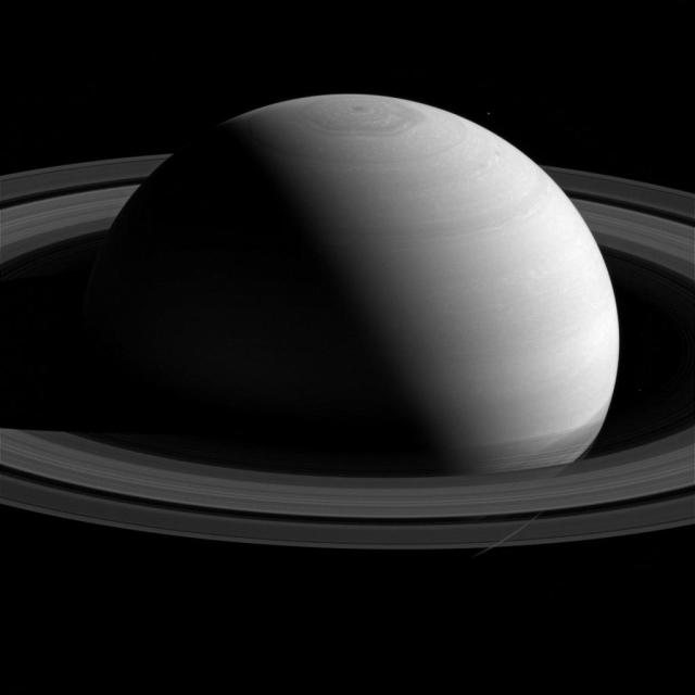 Serene Saturn - NASA Science