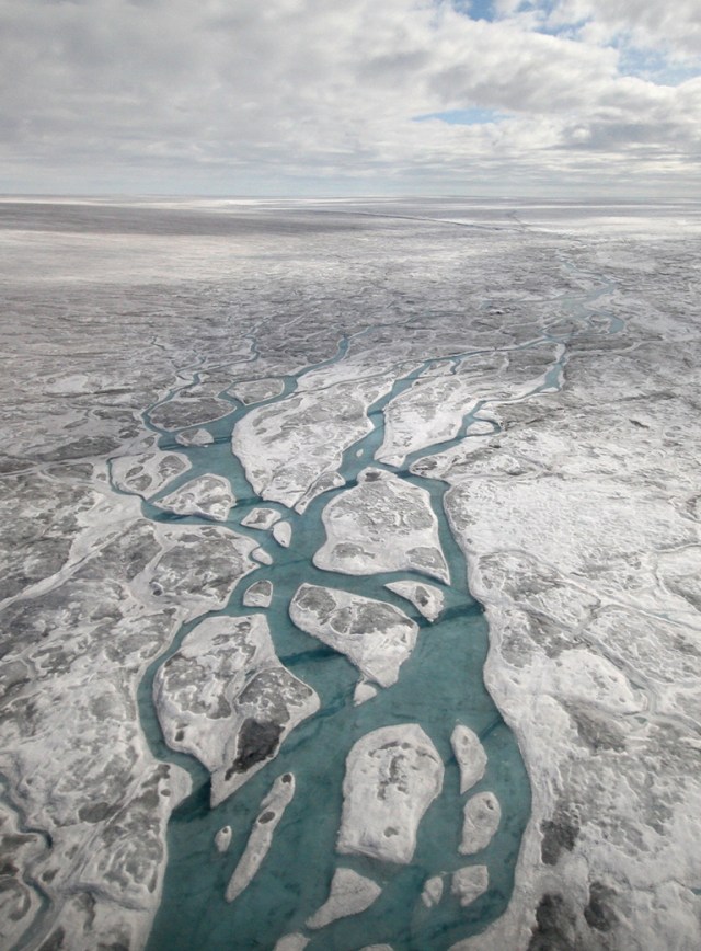 Movement decreasing for portion of Greenland Ice Sheet - NASA Science
