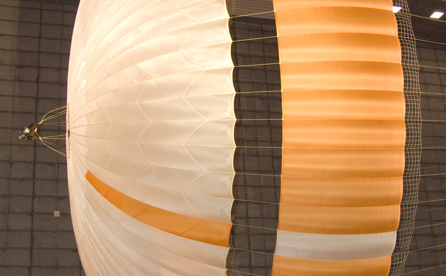 Large Parachute for NASA's Mars Science Laboratory - NASA Science