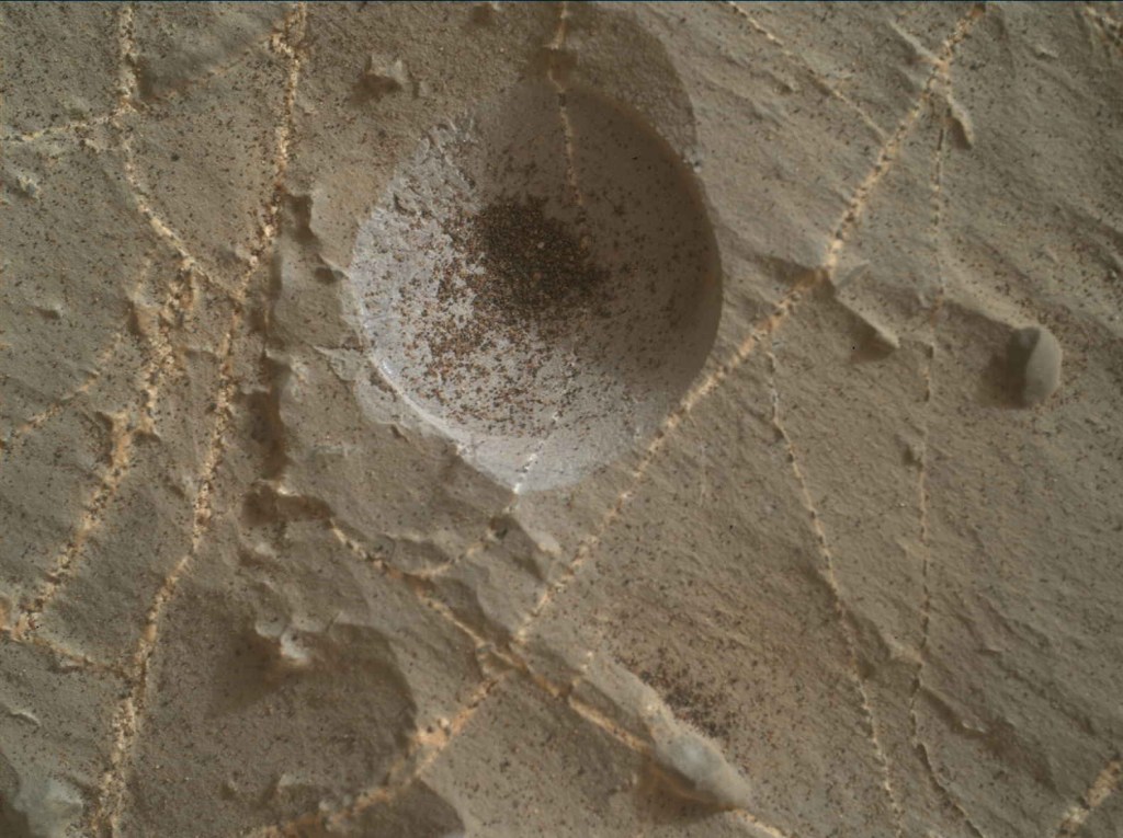 Sols 2219-2221: Curiosity goes bump! - NASA Science