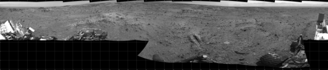 Sol 1073: Left Navigation Camera, Cylindrical Projection - NASA Science