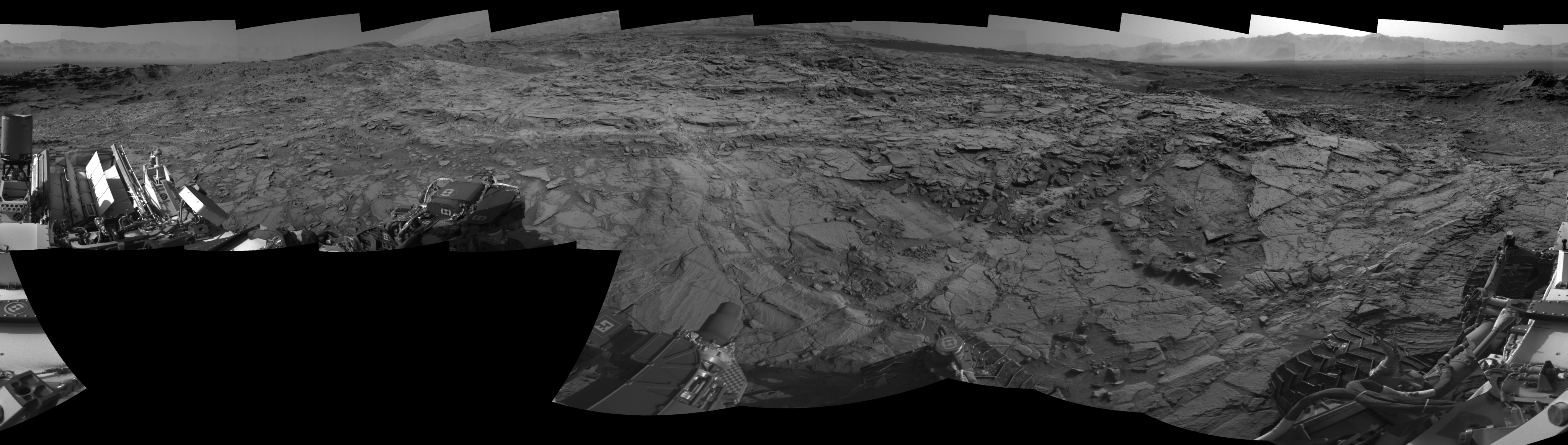 Sol 1127: Right Navigation Camera, Cylindrical Perspective - NASA Science