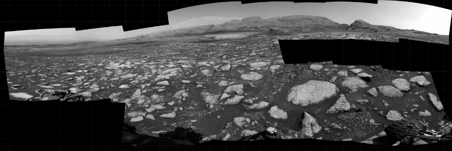 Sol 3027: Right Navigation Camera, Cylindrical Projection - NASA Science