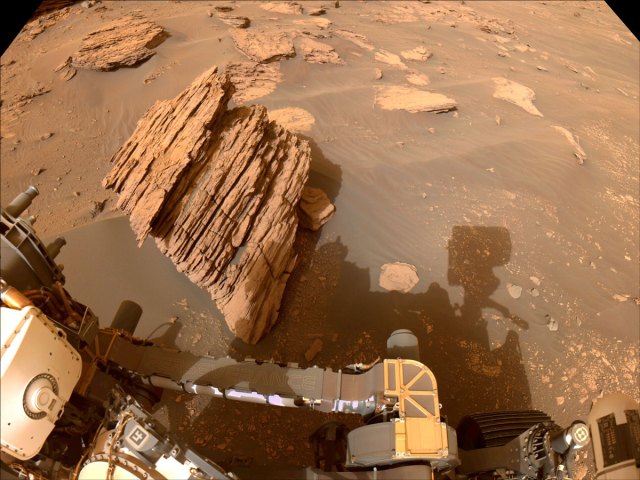 Perseverance's Navcam Views 'Bettys Rock' - NASA Science