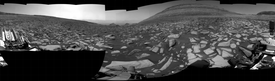 Sol 4071: Right Navigation Camera, Cylindrical Projection - NASA Science