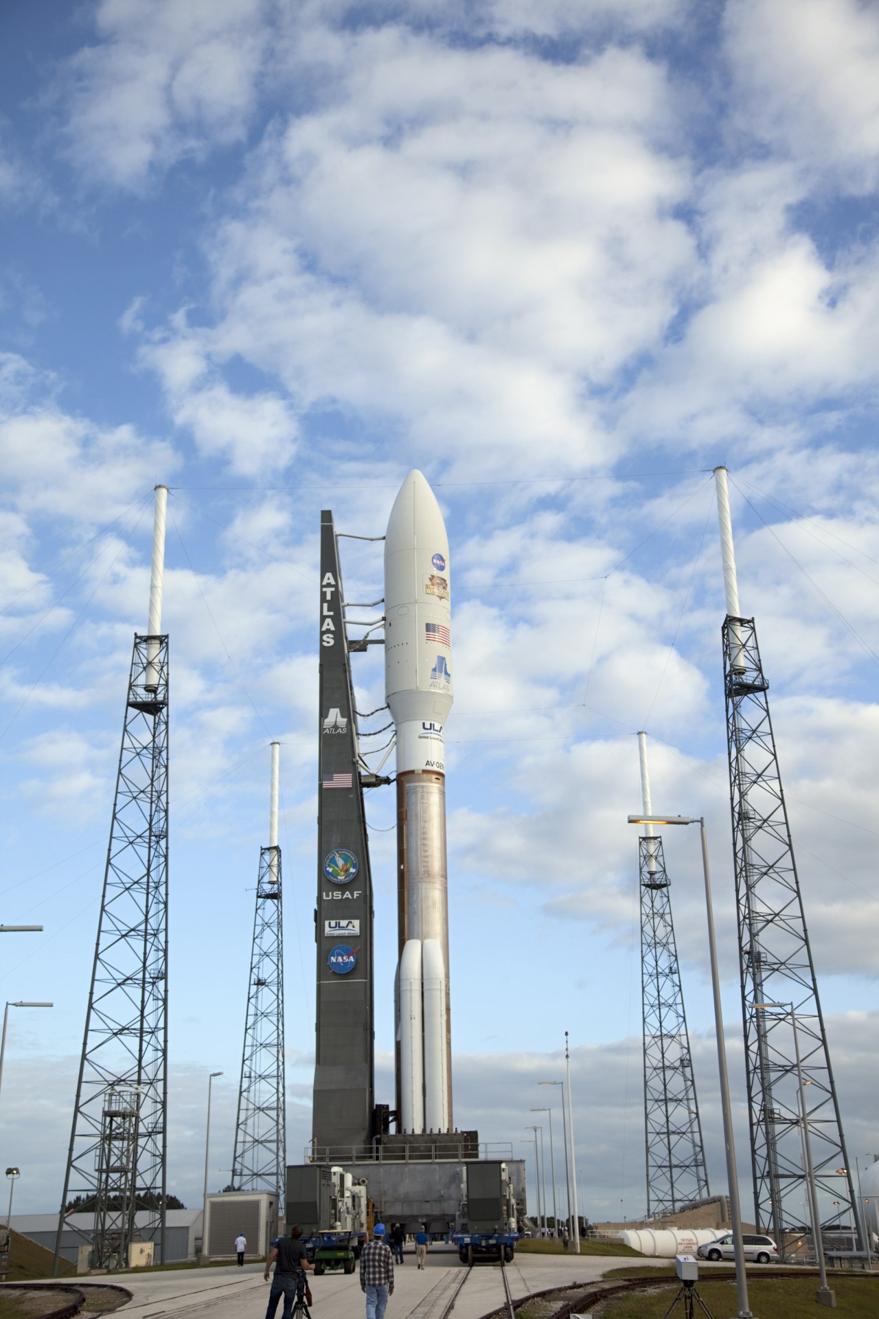 Atlas V Arrives at Pad - NASA Science