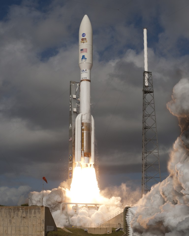 Launching The Atlas V Rocket - NASA Science