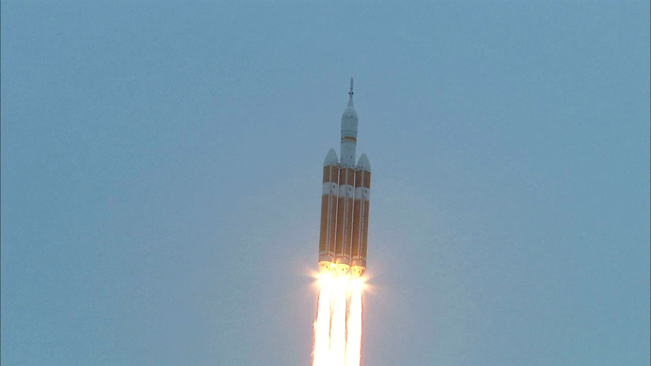 Orion, Delta IV Heavy Liftoff - NASA Science