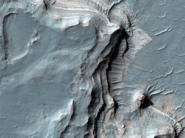 Delta Structure in Eberswalde Crater - NASA Science