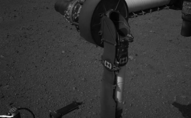 Part of Curiosity's Outstretched Arm, Full-Resolution - NASA Science