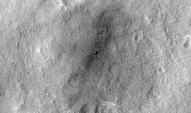 Changes in Scars From 2012 Mars Landing - NASA Science