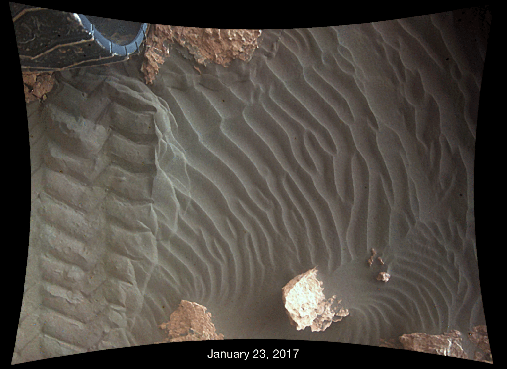Sand Moving Under Curiosity, One Day to Next - NASA Science