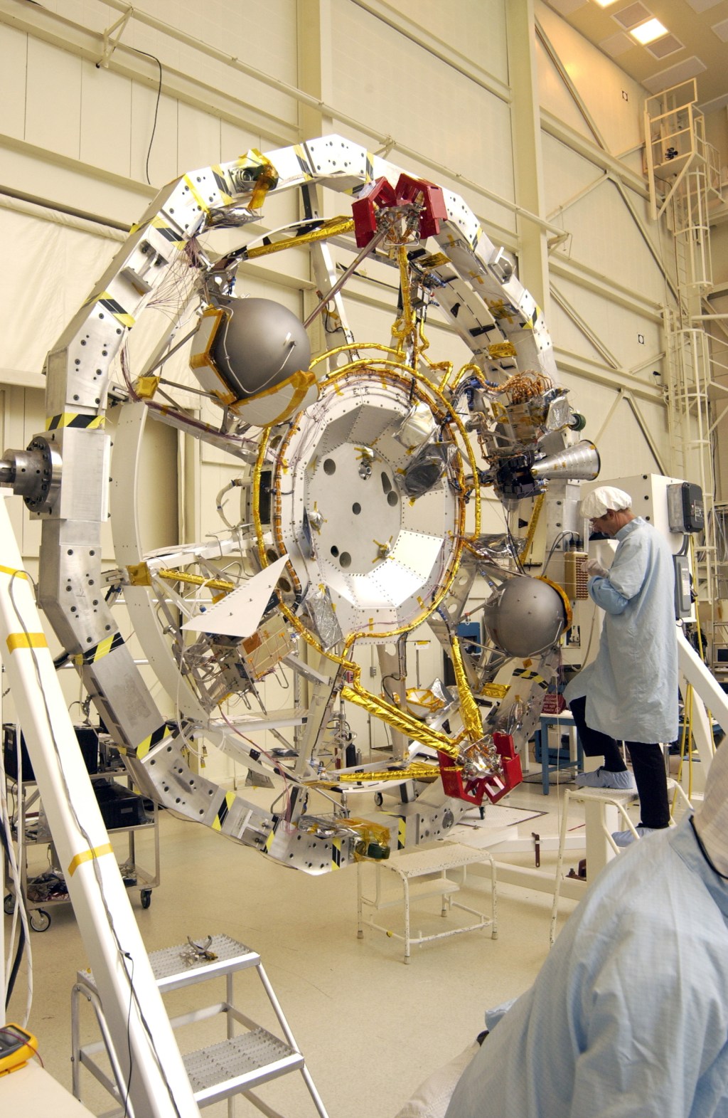 Mars Exploration Rovers: Rover 1 in cruise stage - NASA Science