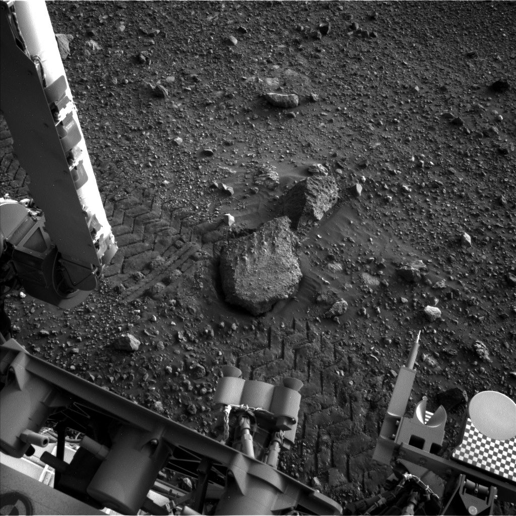 Sols 2022-2024: Waternish extravaganza - NASA Science