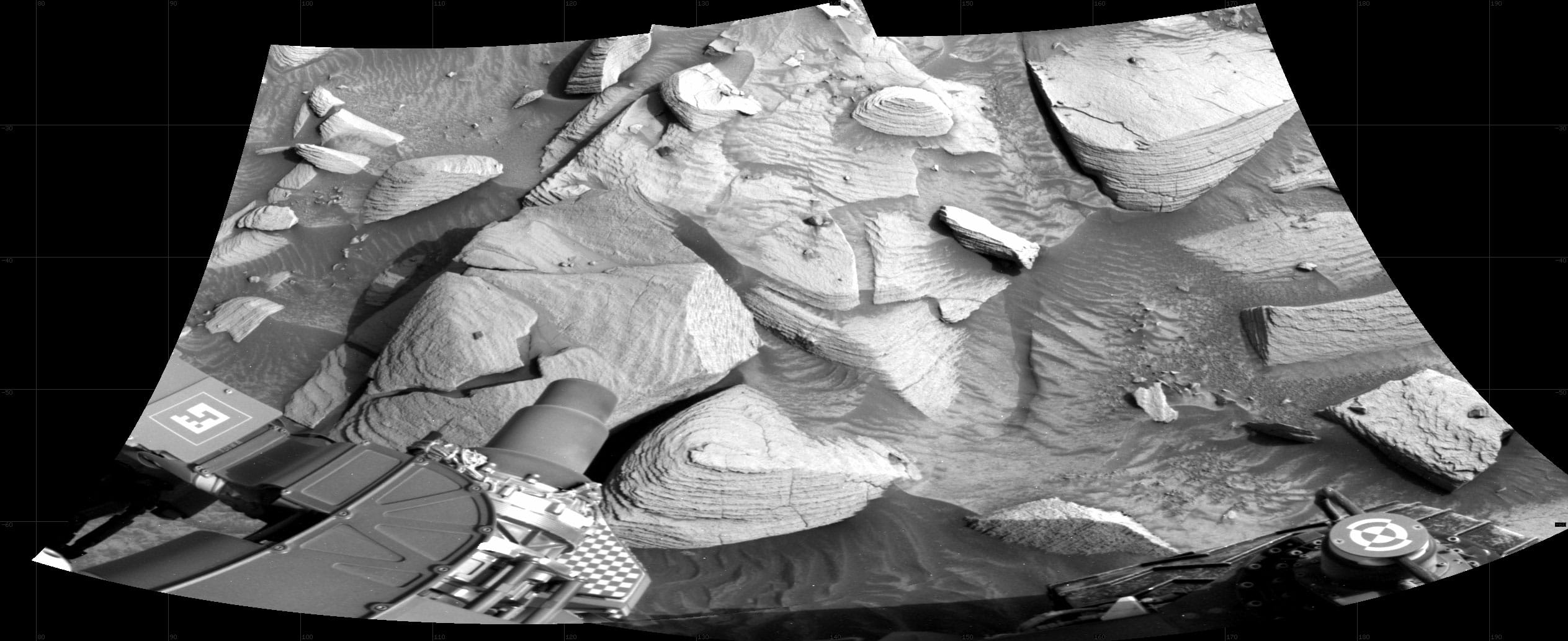Sol 4159: Right Navigation Camera, Cylindrical Projection - NASA Science
